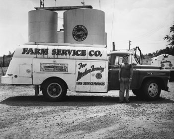 GROWMARK, Inc. > About Us